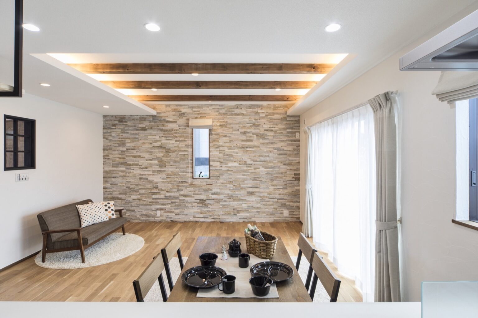 【YouTube】ONEST HOMEの家学教室｜第1回「家づくりになくてはならないもの」 | オネストホーム｜自然素材×デザイン×性能の新築・注文住宅の工務店 | 岐阜県の工務店「オネスト ...